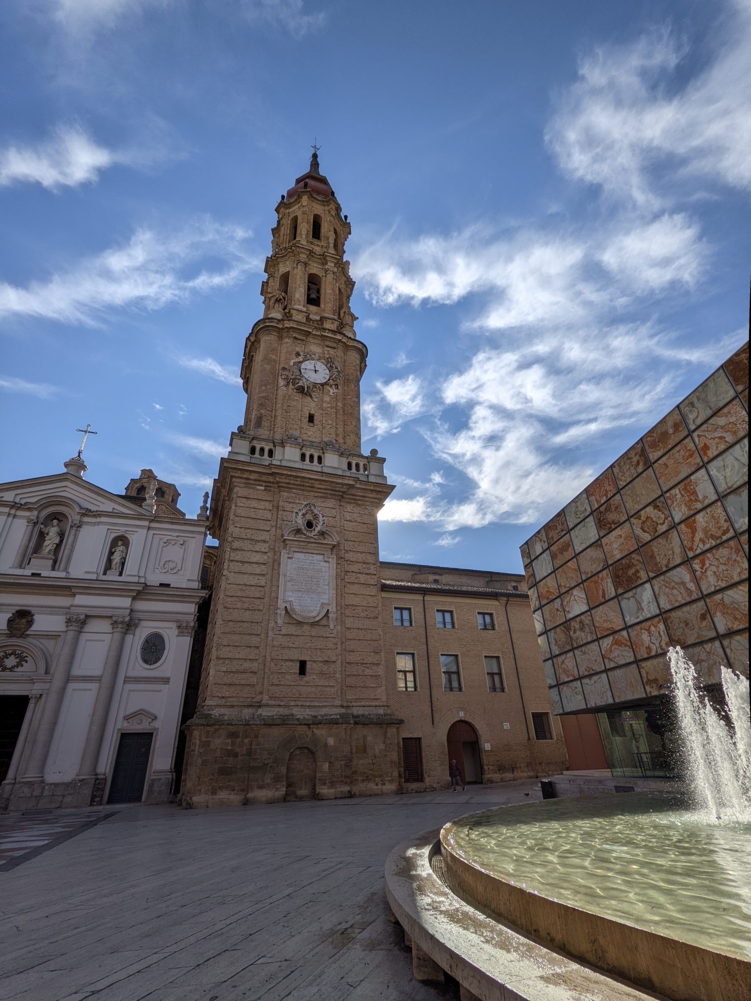 Trois jours à Saragosse | Voyages | Voyage sur la comète